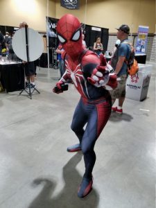 Long Beach Comic Con 2018 Cosplay: Spider-Men, Batgirl Harley, My Hero ...