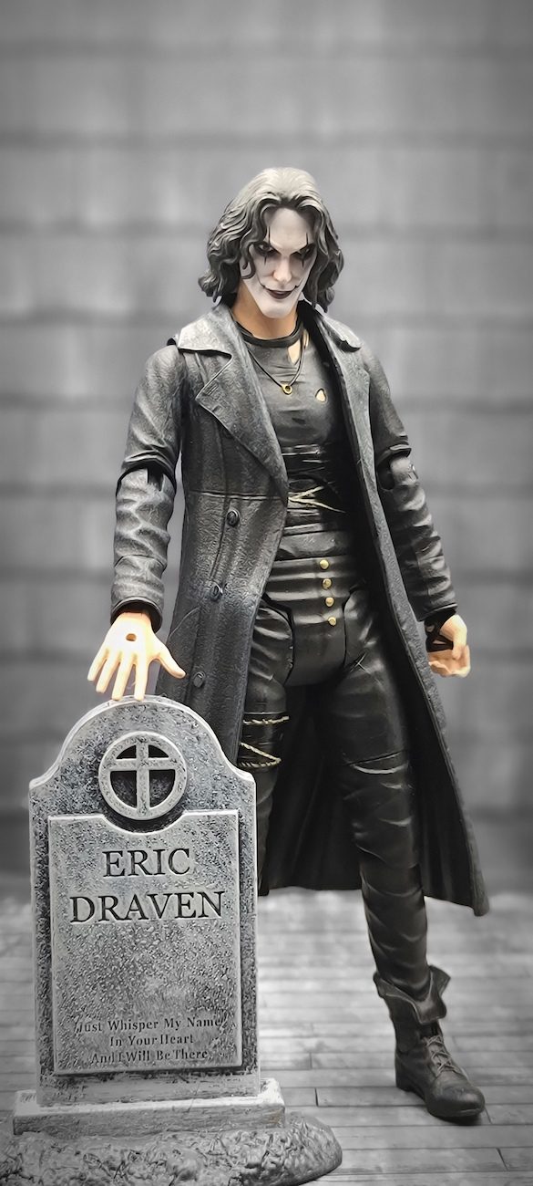 Action Figure Review: The Crow from Diamond Select Toys