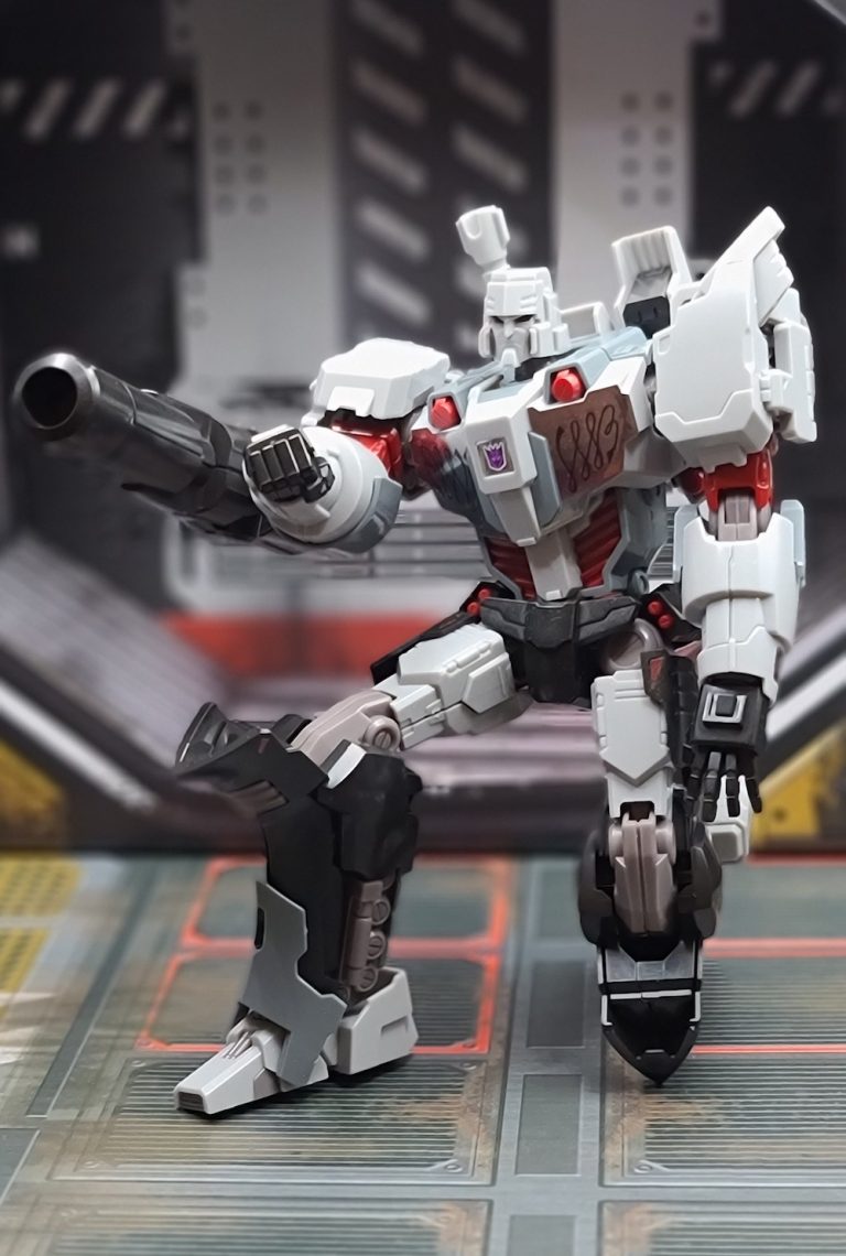 Model Kit Review: Transformers Furai Megatron (IDW Version)