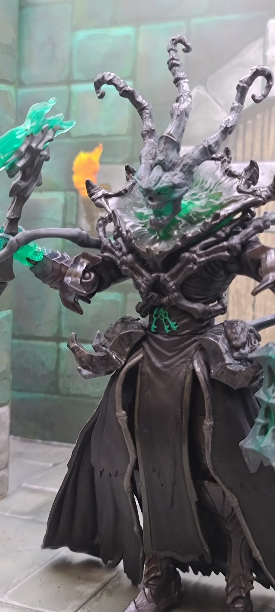 Action Figure Review: League of Legends Thresh