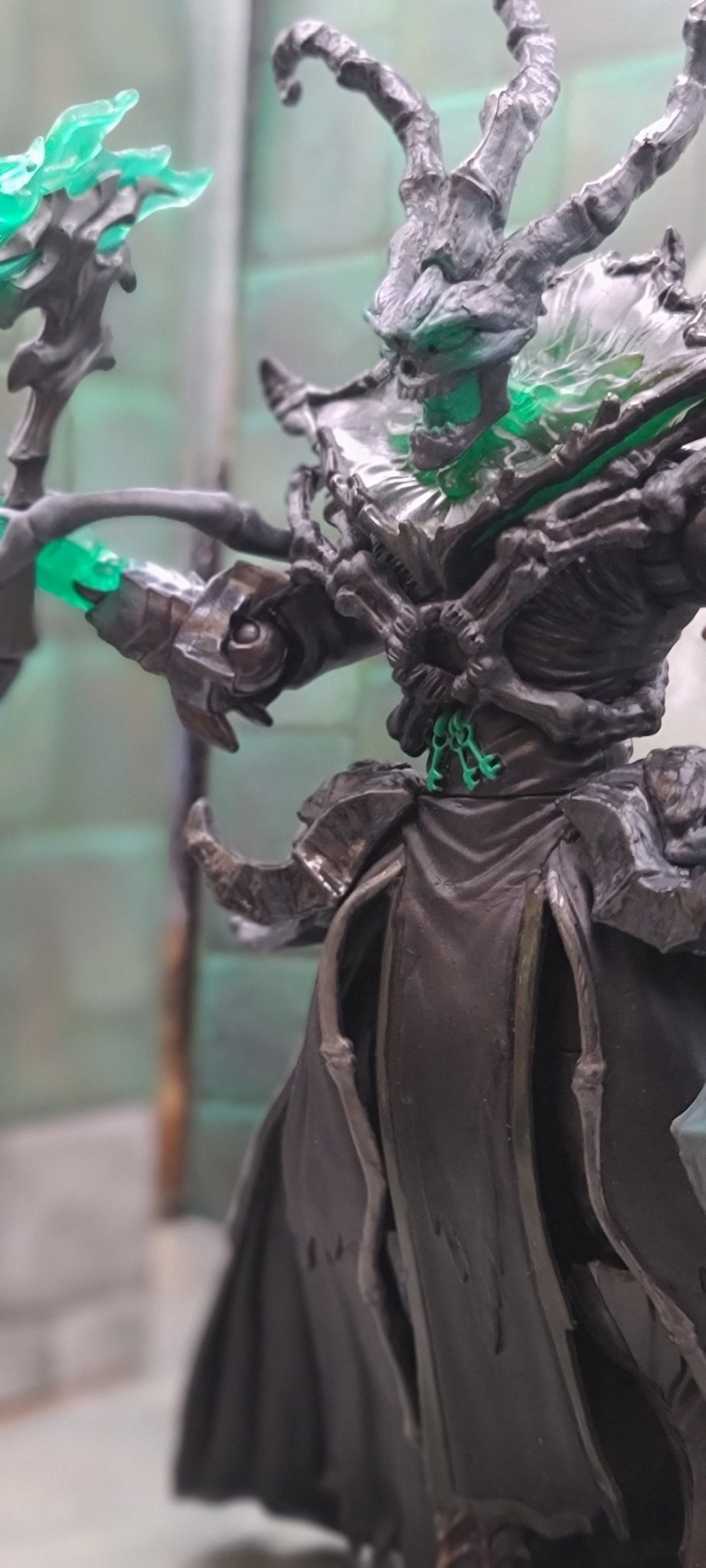 Action Figure Review: League of Legends Thresh