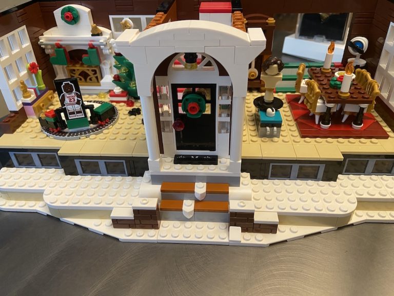 LEGO Home Alone Review