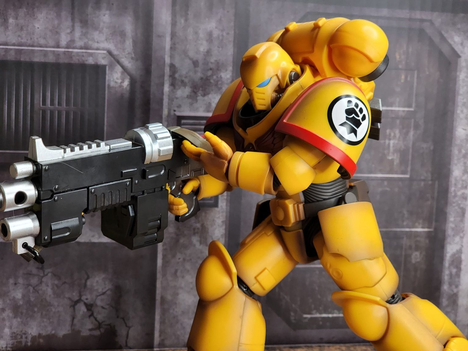 Warhammer 40,000 Imperial Fists Intercessor Review