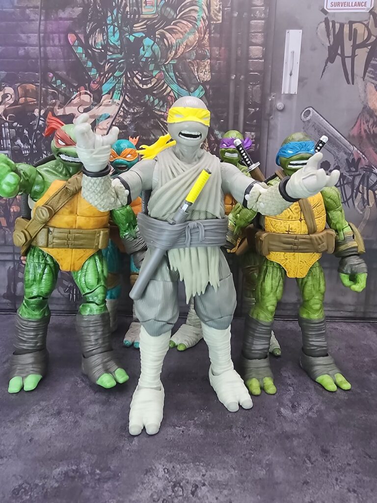 Action Figure Review: Teenage Mutant Ninja Turtles BST AXN Jennika ...