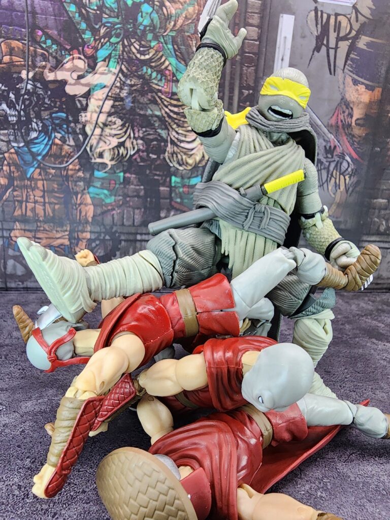 Action Figure Review: Teenage Mutant Ninja Turtles BST AXN Jennika ...