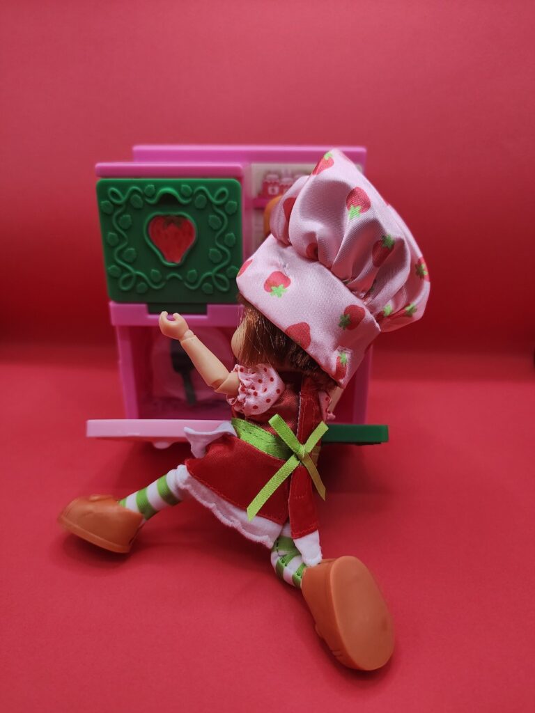 Strawberry Shortcake Berry Bake Shop Playset Review