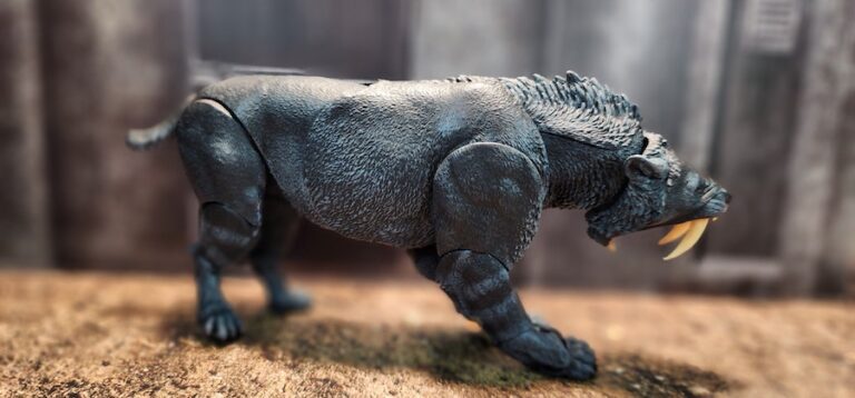 Action Figure Review: Beasts of the Cenozoic – Smilodon Populator